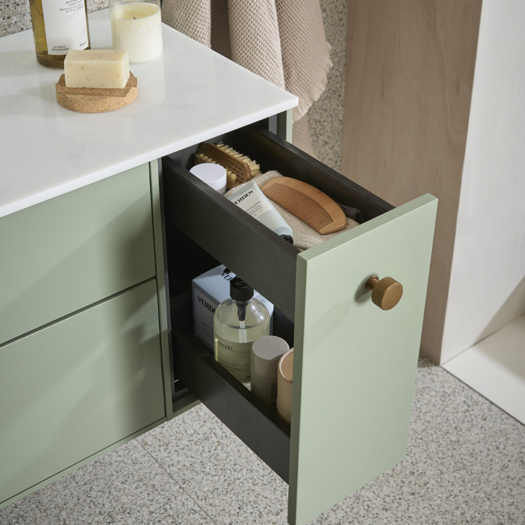 Faber 4 Drawer Wall Hung Counter Unit | Bathshed